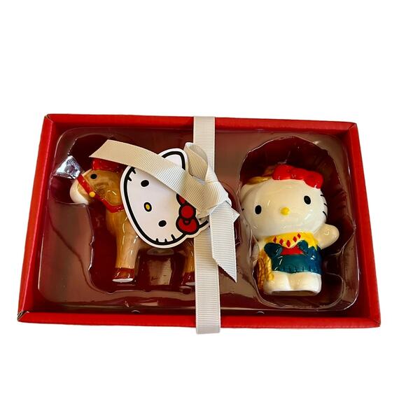 Sanrio | Dining | Sanrio Hello Kitty Cornet Western Ceramic Salt Peper ...